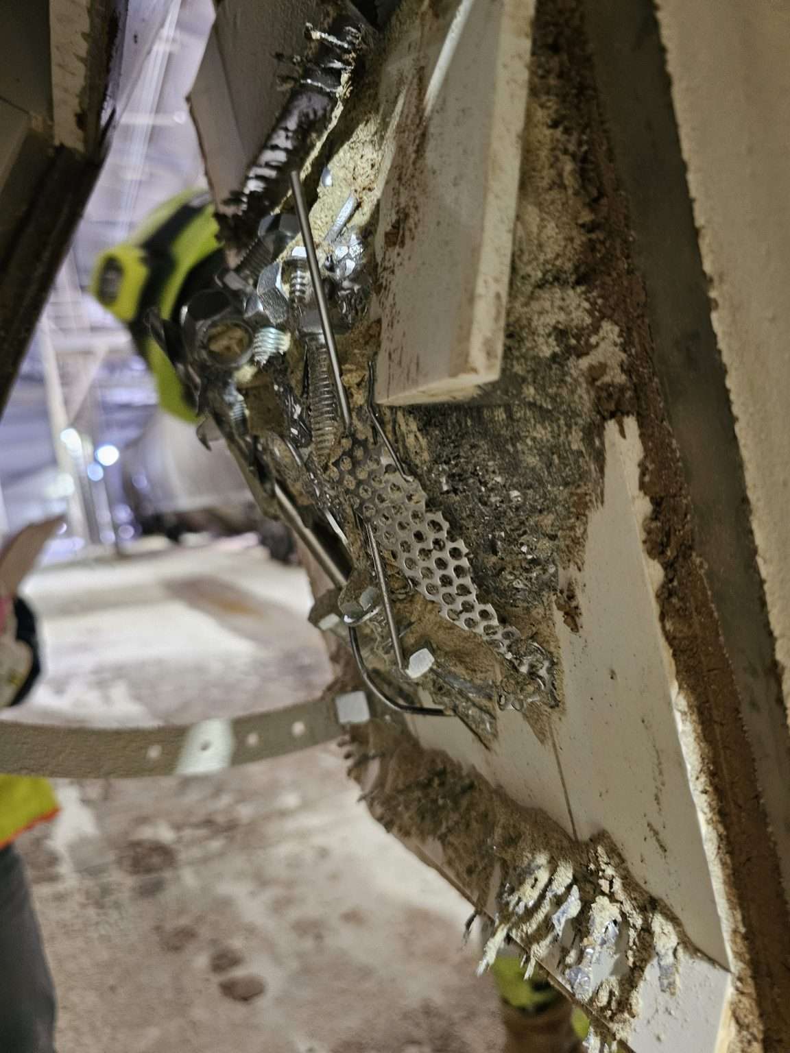 Magnet Audits · Apex Industrial Solutions